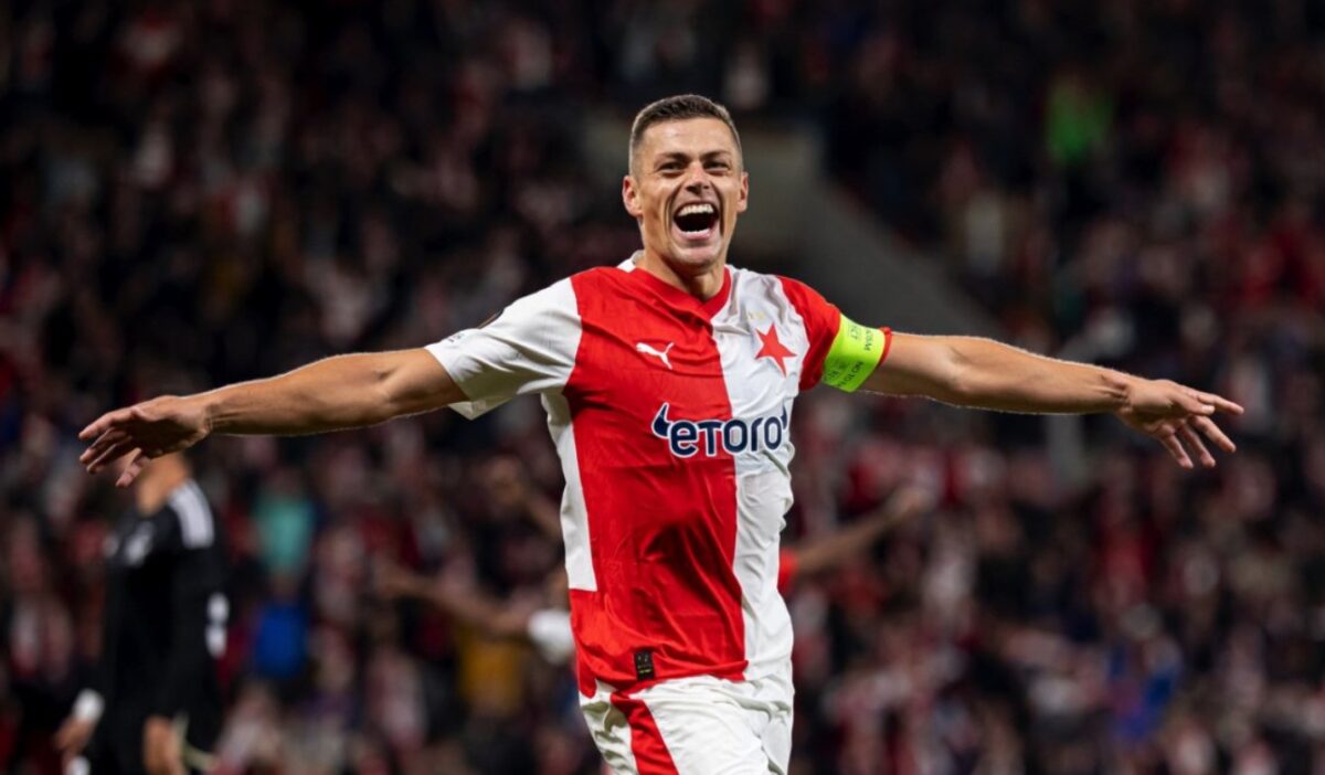 Nepříjemné zprávy pro Slavii. Klíčový hráč si poranil sval, Trpišovský ...