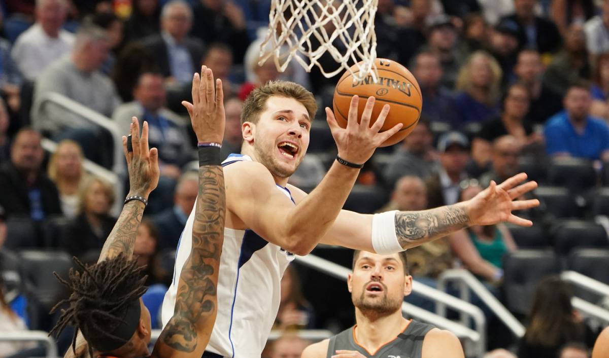 Clarkson opět ústřední postavou Utahu. Sabonis zaznamenal triple-double ...