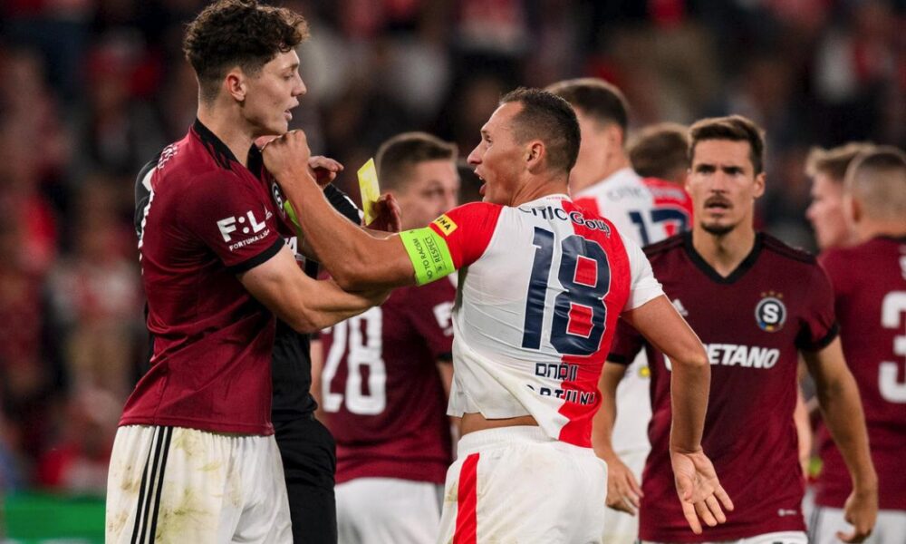 Souboj pražských „S“ o brankáře. Přetáhne Slavia z mistrovské Sparty ...