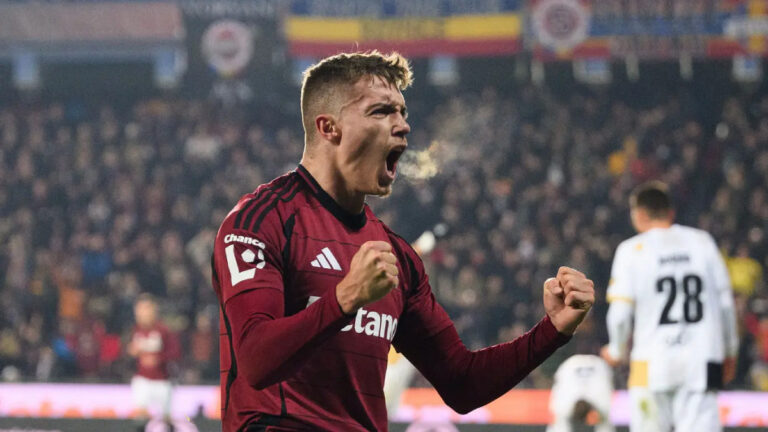 Skvělý start do Konferenční ligy: Sparta vede nad Shamrockem 2:0